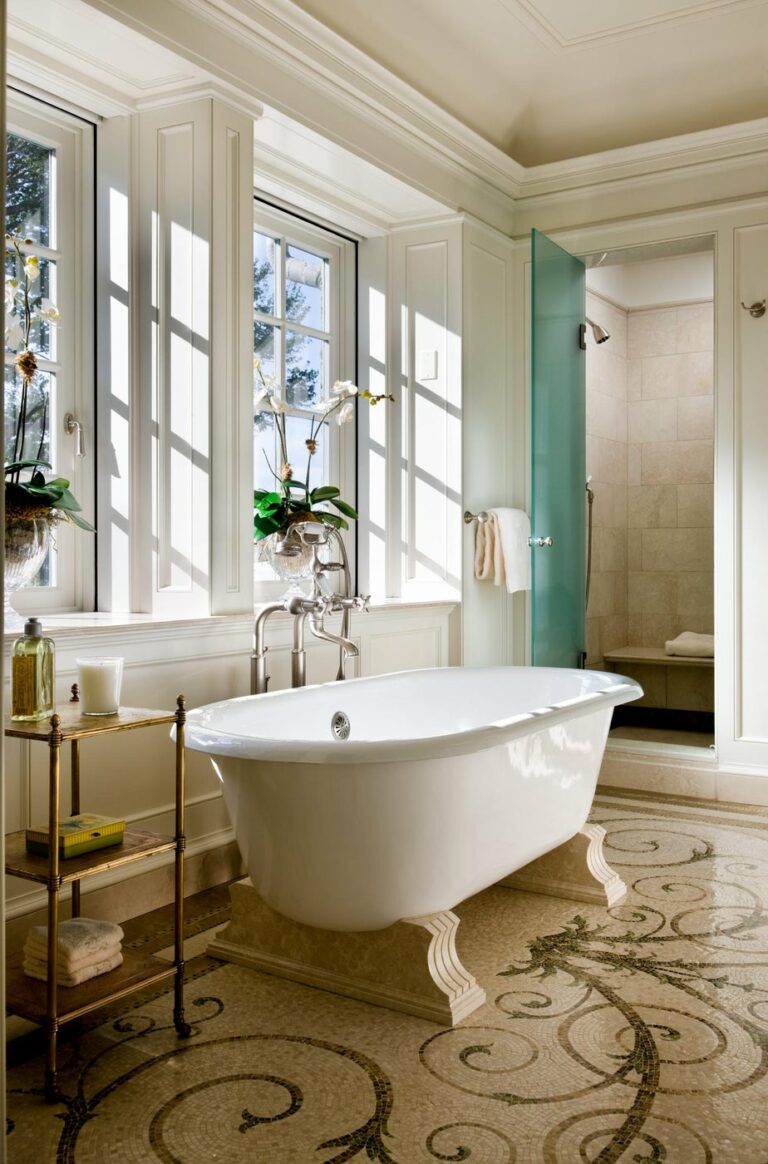 40 Bathrooms with Mixed Tile Designs - Chairish Blog