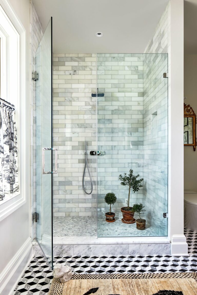 40 Bathrooms with Mixed Tile Designs - Chairish Blog