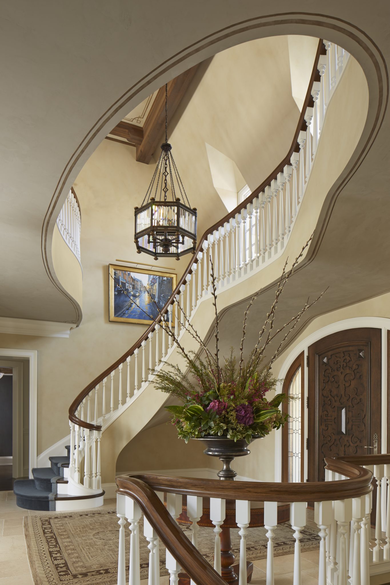 35 Stairwell Decorating Ideas - Chairish Blog