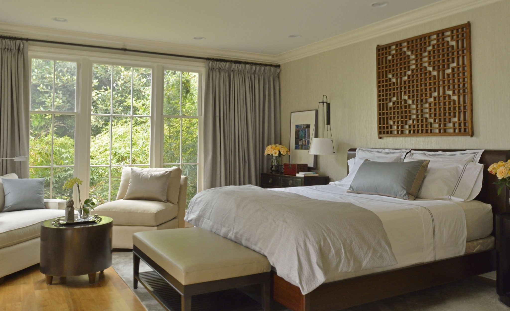 36 Chic End-of-Bed Seating Ideas - Chairish Blog