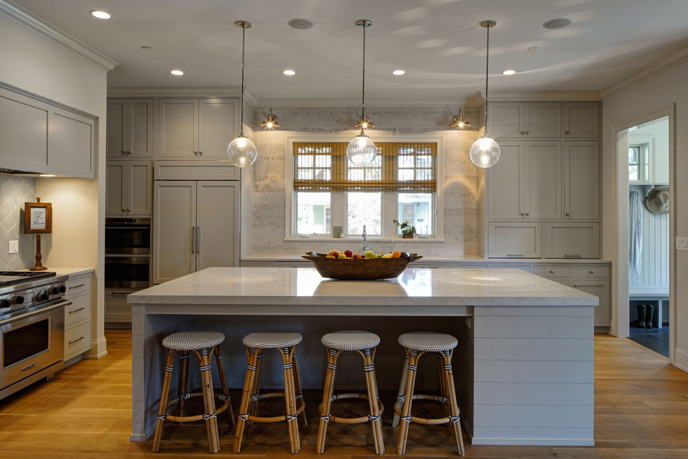 Oversized Kitchen Islands - Chairish Blog