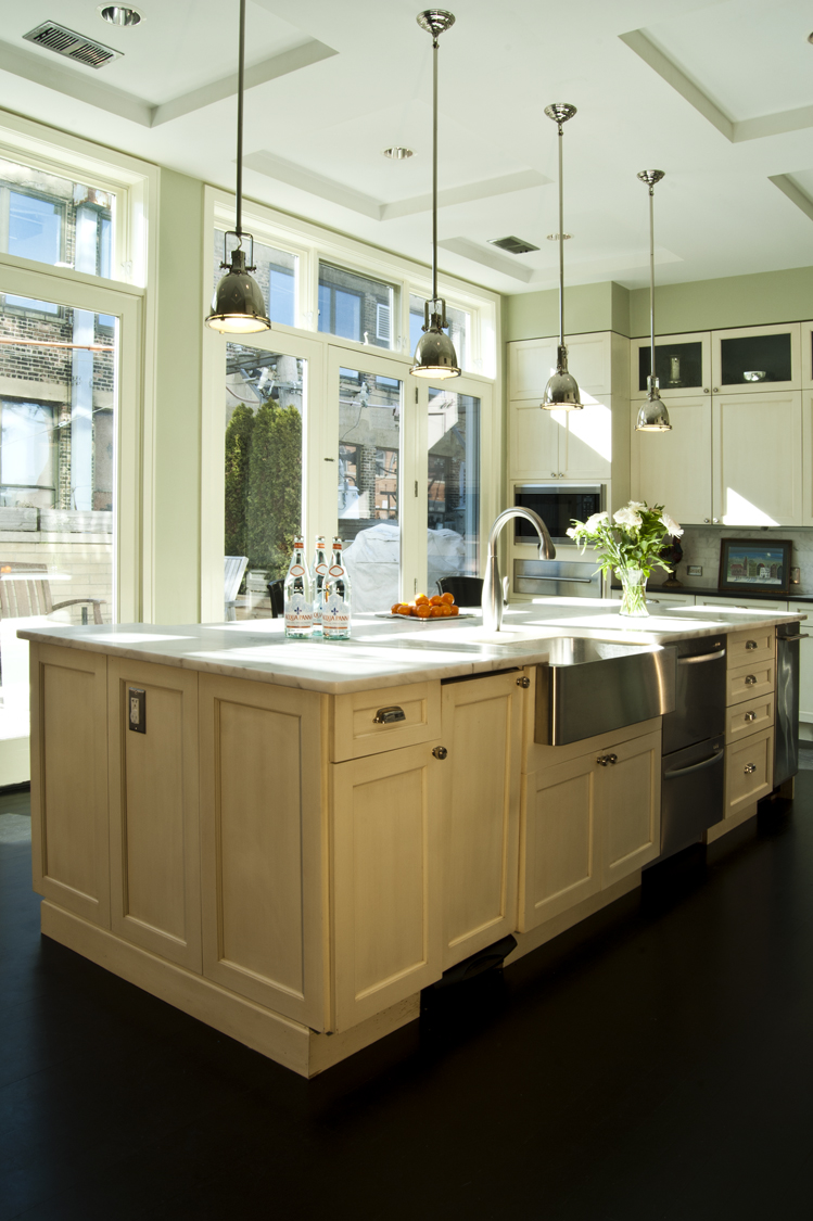 Oversized Kitchen Islands - Chairish Blog
