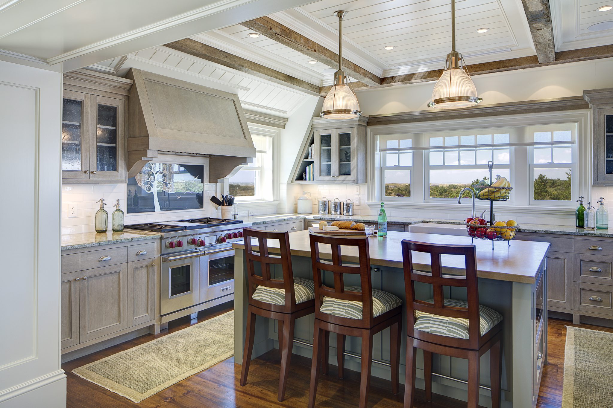 40 Sunny Kitchens with Ample Natural Light - Chairish Blog