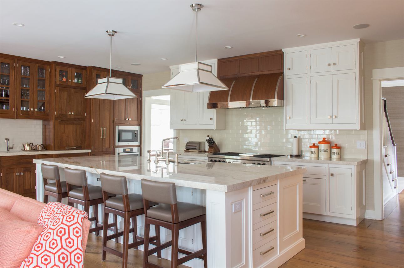 35 Kitchens with Glossy & Reflective Tiles - Chairish Blog