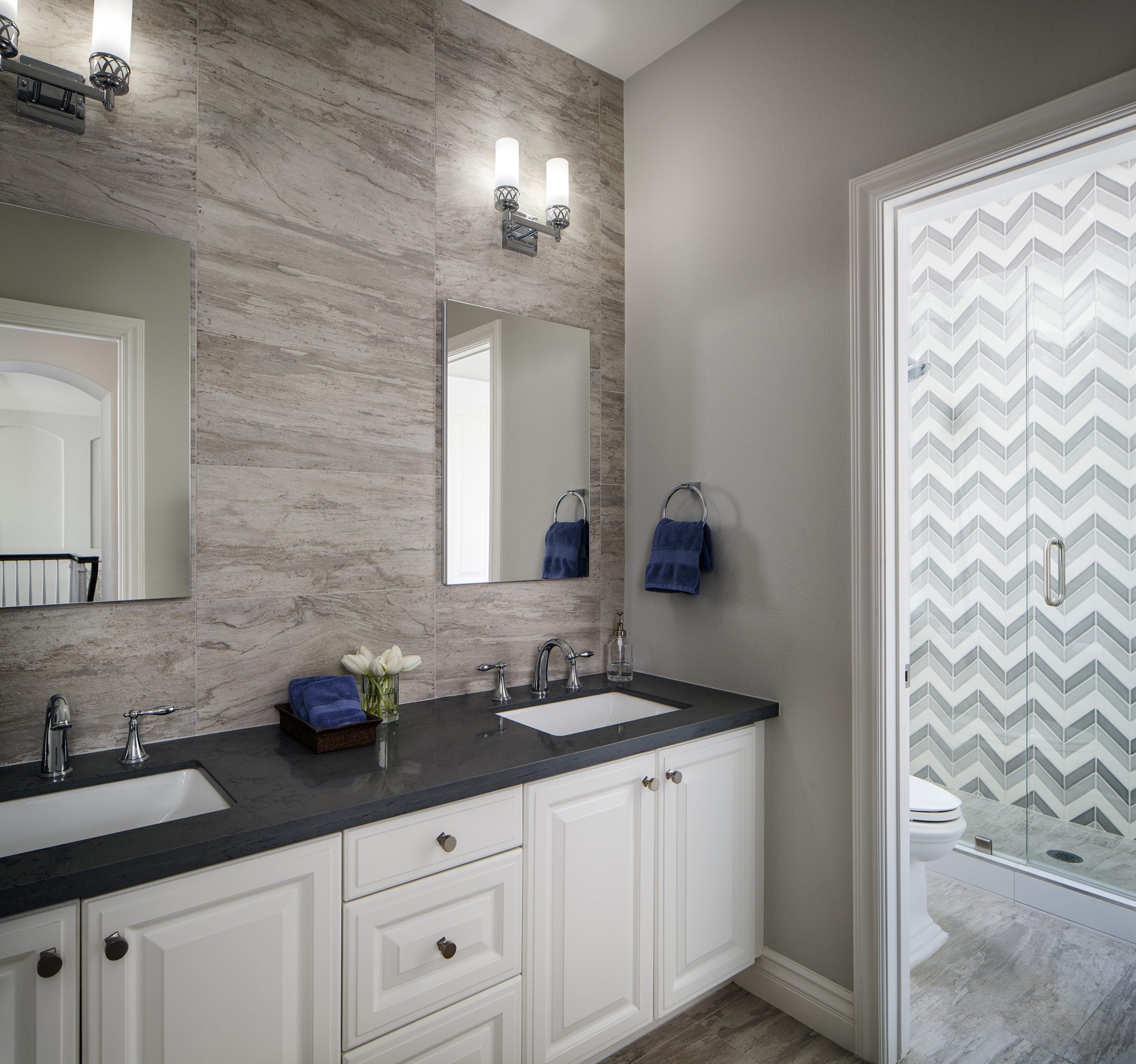 25 Beautiful Spaces Featuring Chevron Patterns - Chairish Blog