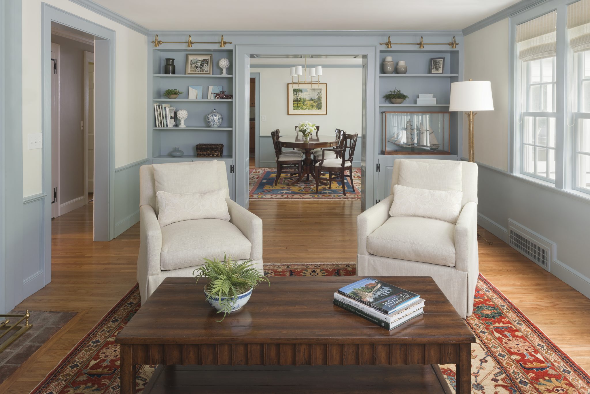 27 Designers Transform Rooms with Beautifully Colored Shelving ...