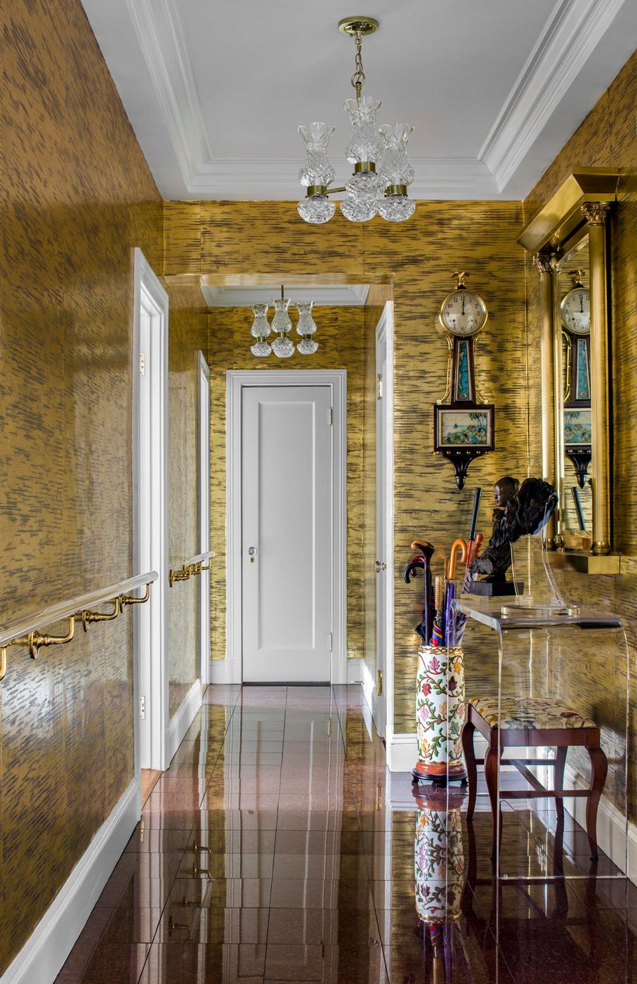 Striking Hallway Art Ideas - Chairish Blog