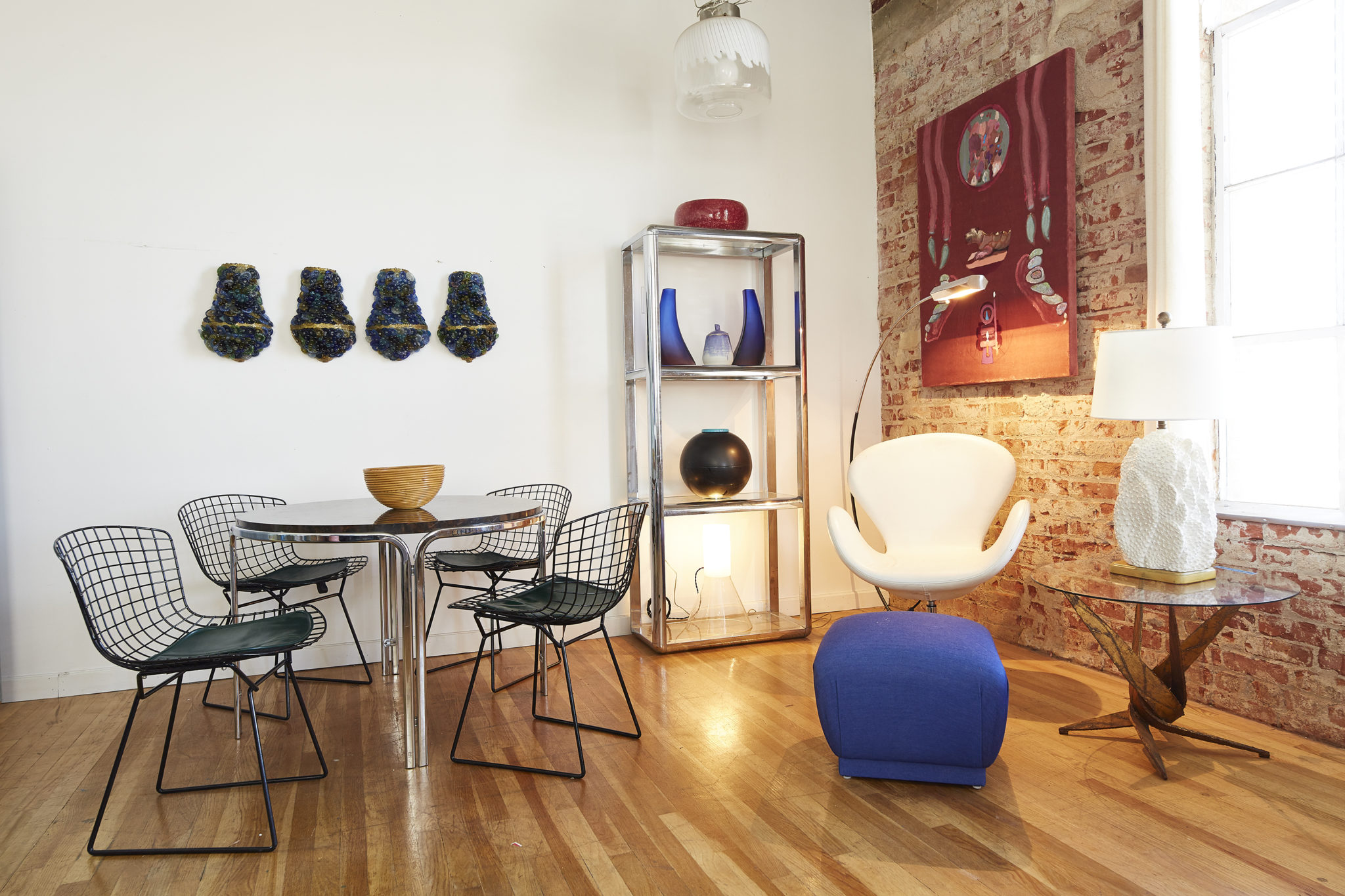 Talking Vintage & Vignettes with the Duo Behind Oculus Gallery ...