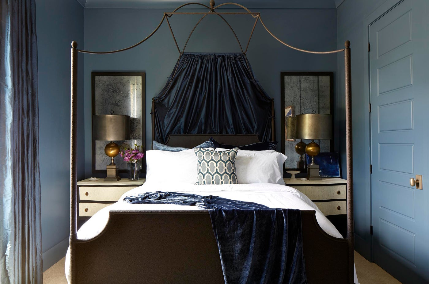 How to Style Canopy Bed Curtains - Chairish Blog