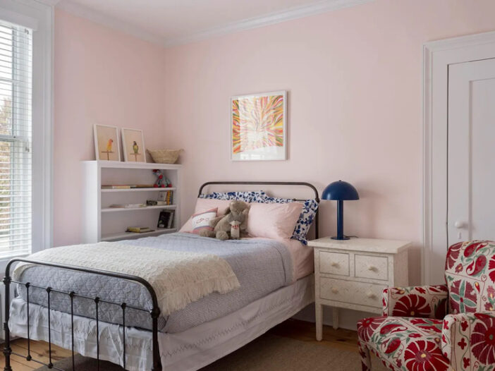 10 Essential Elements of Farmhouse Style - Chairish Blog