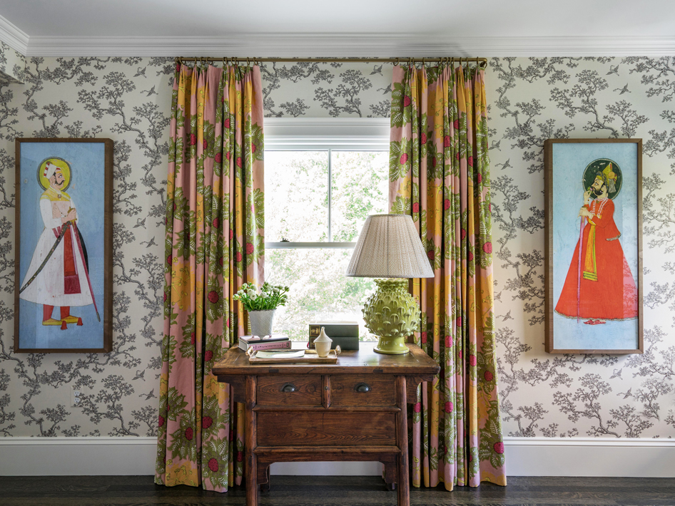 How to Decorate a Console Table in Stellar Style