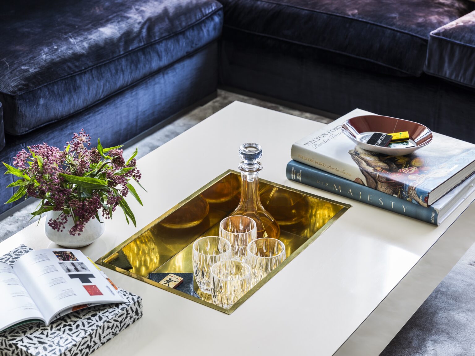 What is the Difference Between Crystal and Glass? - Chairish Blog