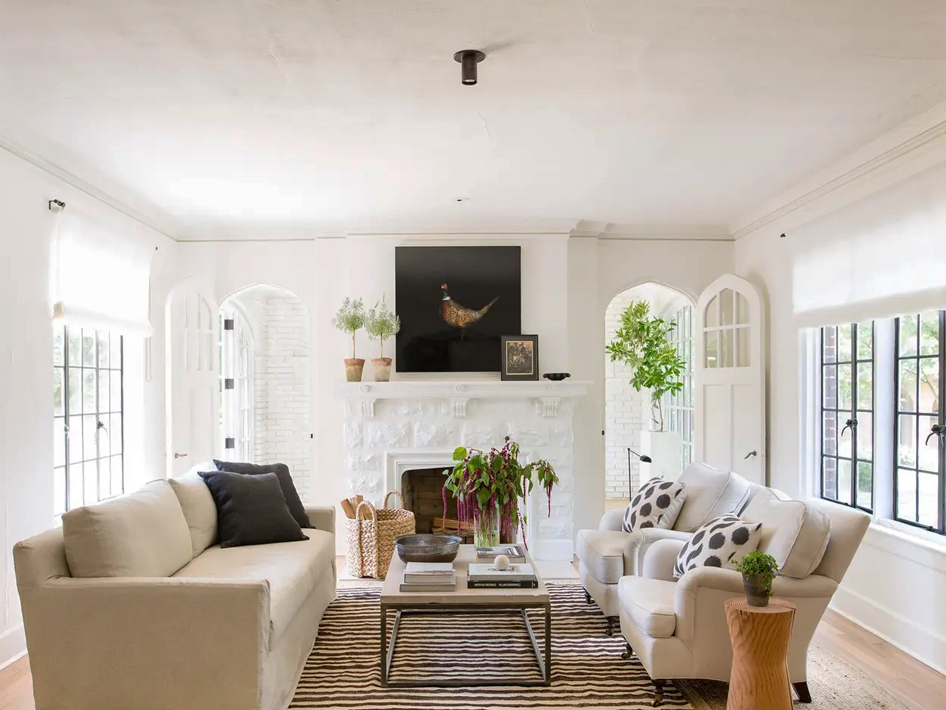 How to Turn Your Home Into a Cozy Gathering Place - Chairish Blog