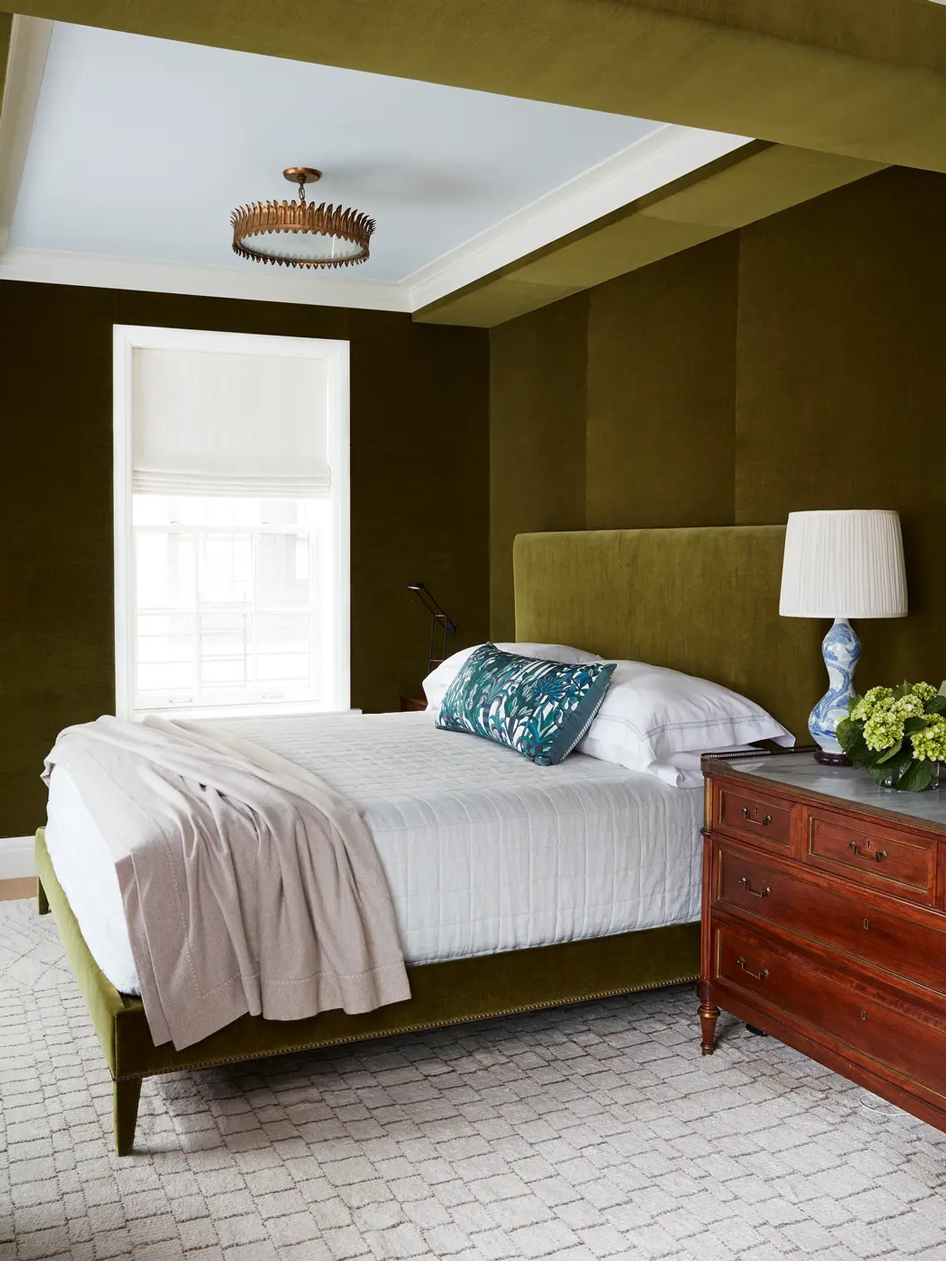 How to Pick the Right Bedroom Pieces - Chairish Blog