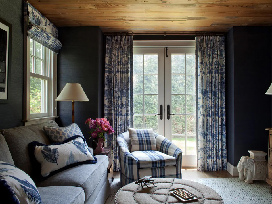 5 Reading Nook Decors Inspired by Your Favorite Authors
