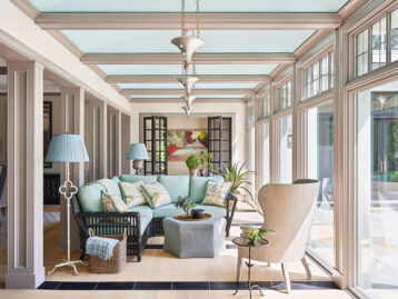 How to Decorate Your Sun Room Using Sophisticated Decor