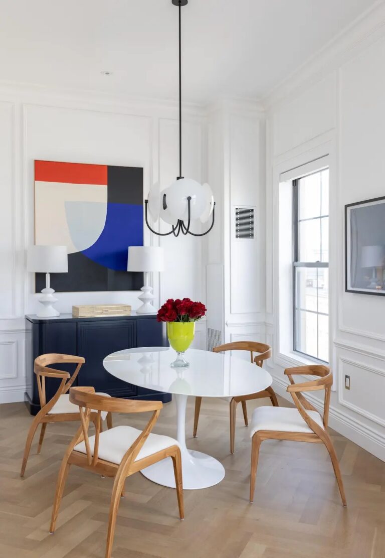 7 Ways to Give Your Dining Room Year-Round Appeal