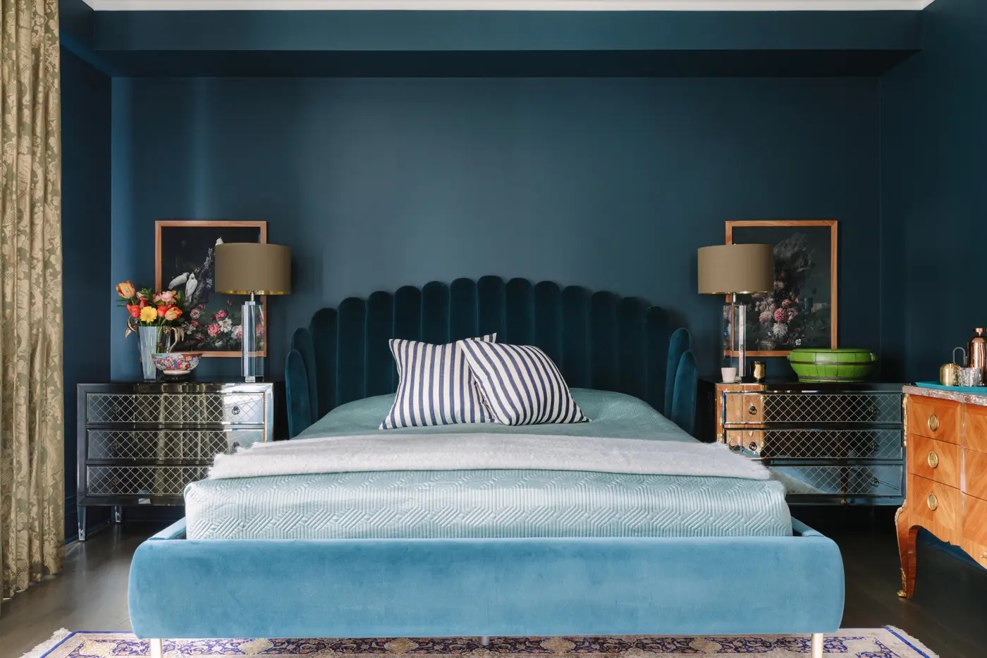How to Choose the Best Velvet Furniture Options - Chairish Blog